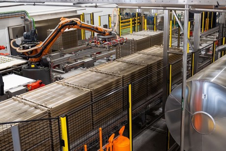 HAK brings pouch production to Giessen, Germany