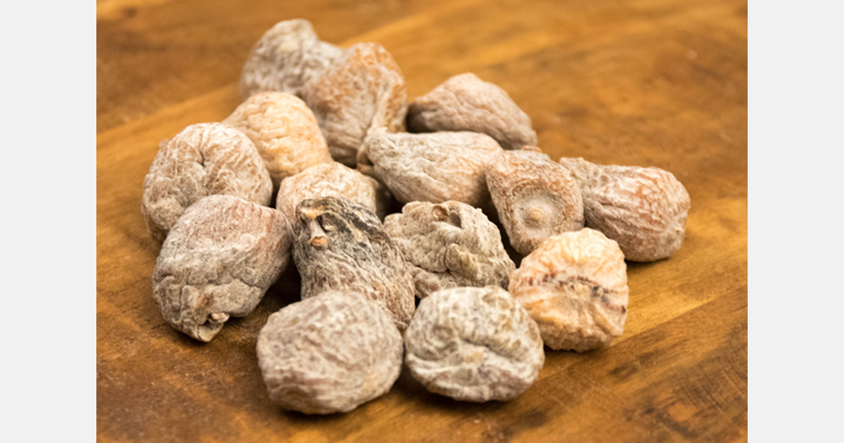 New harvest of Spanish mini figs arrives