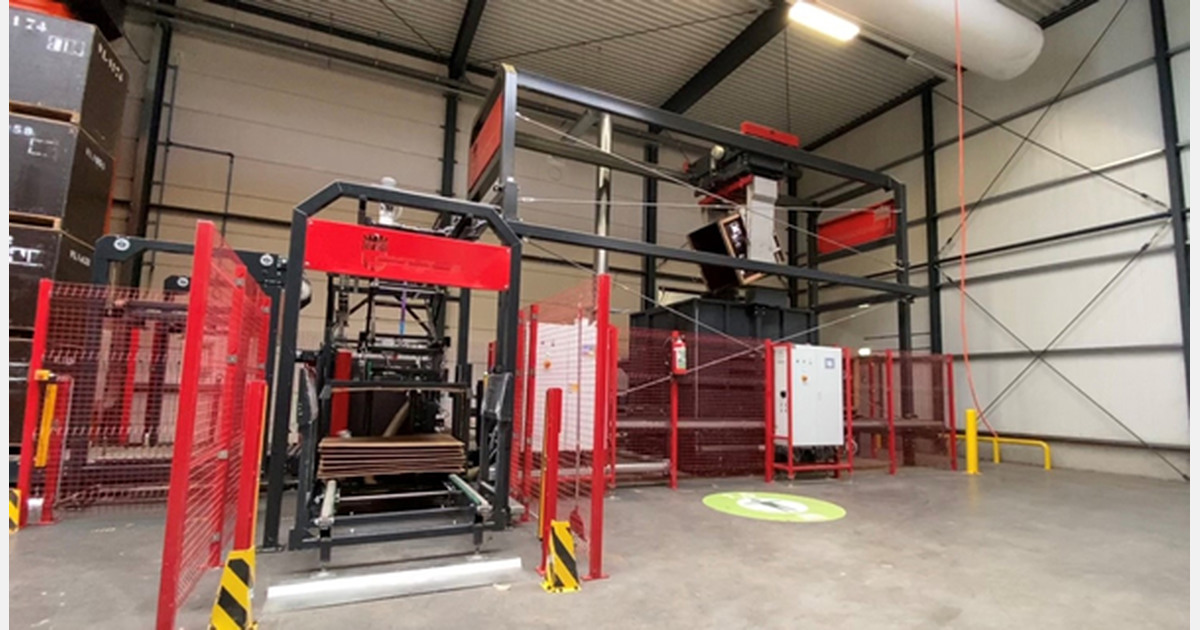 Three portal units handle new seed threshing line's boxes beautifully