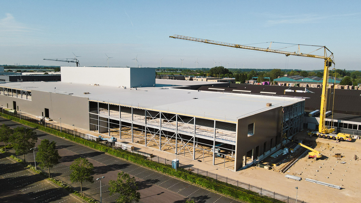 FruitMasters achieves over €300 million in turnover and distributes €1. ...