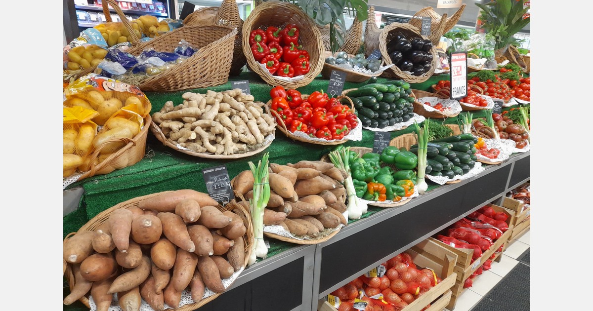 A look at Monoprix Lille’s fruit and vegetable department