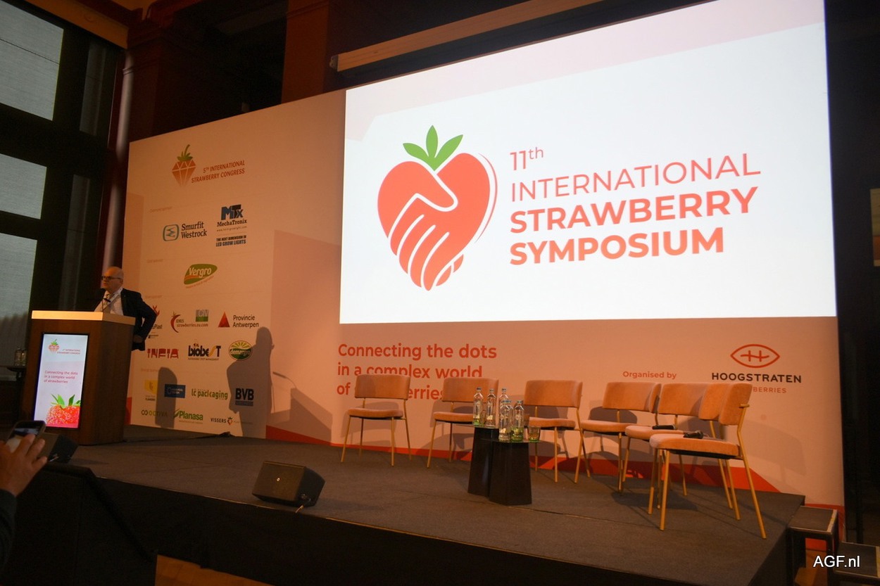 AI and innovation in a changing world at International Strawberry Symposium 2025