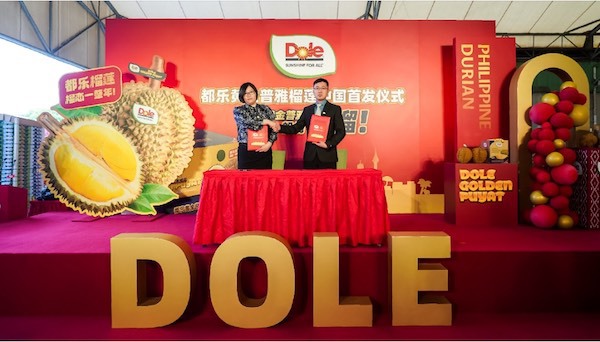 Dole China celebrates first of Philippines fresh durians by sea