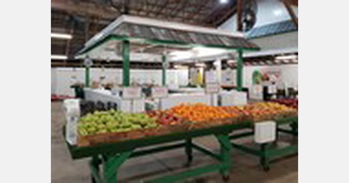 Original owner reopens Burris Farm Market