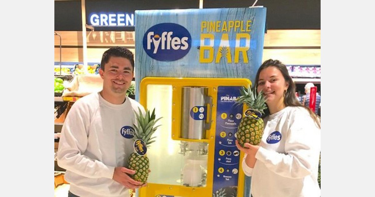 Irish fruit importers Fyffes shows off first-of-its-kind pineapple chopper