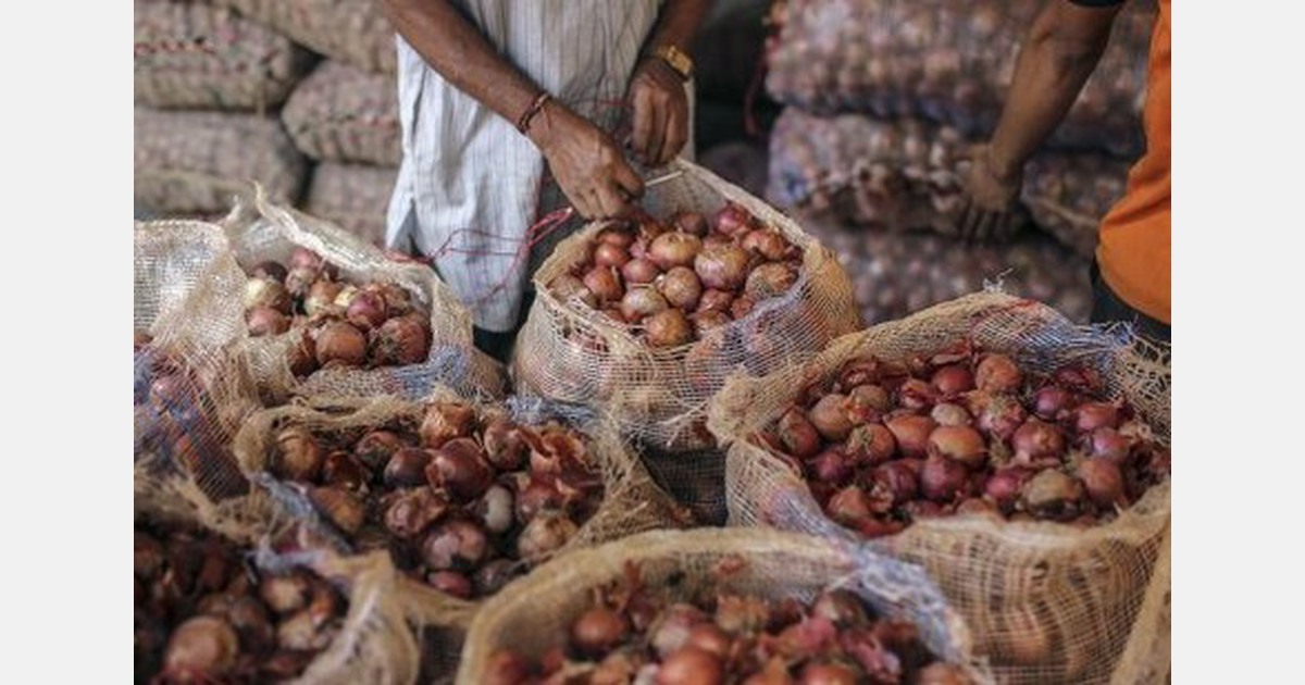 India importing additional 12,500 ton onions from Turkey