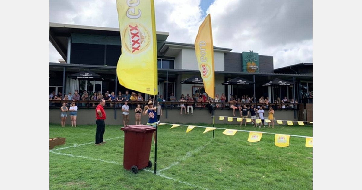 Pineapple throwing takes centre stage on Australia Day as shoppers ...