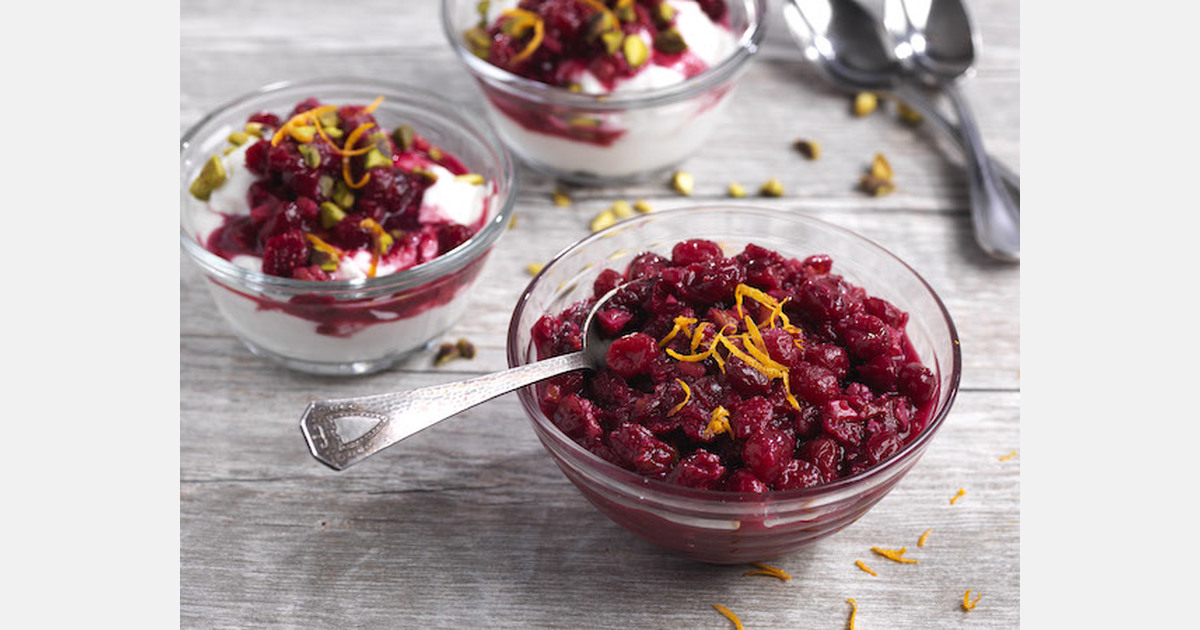 New cranberry cookbook to inspire consumers to cook with cranberries
