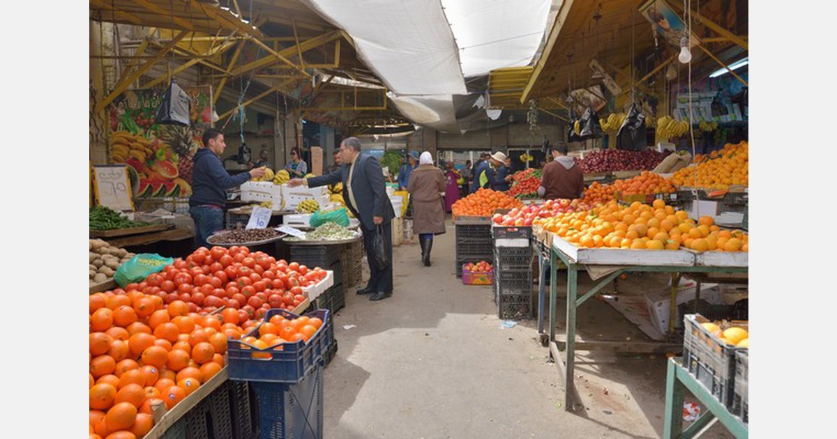 Jordan farmers affected by shut down of markets
