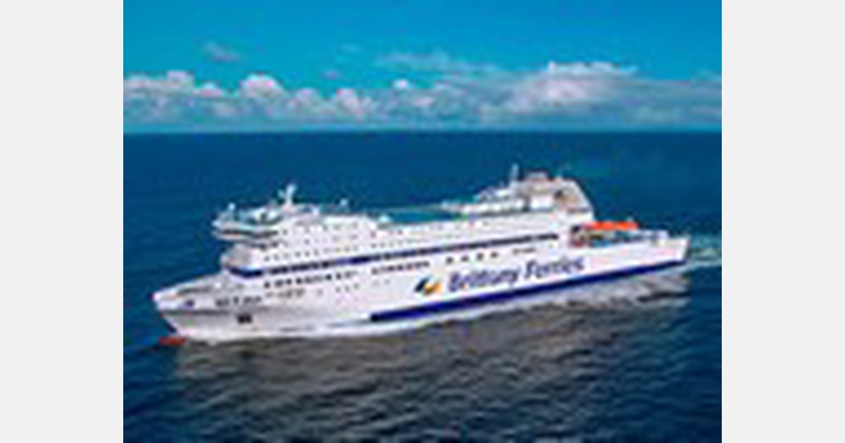 Hauliers switch to unaccompanied freight on ferries