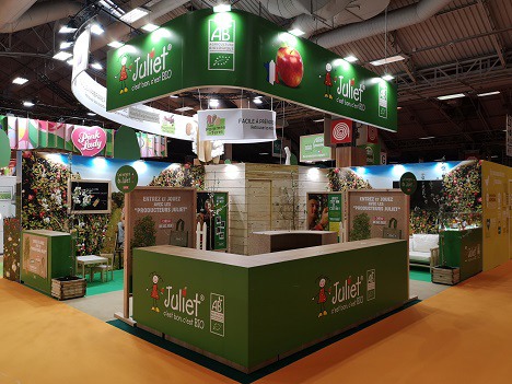 "A Juliet apple tree to be won every day on our stand"