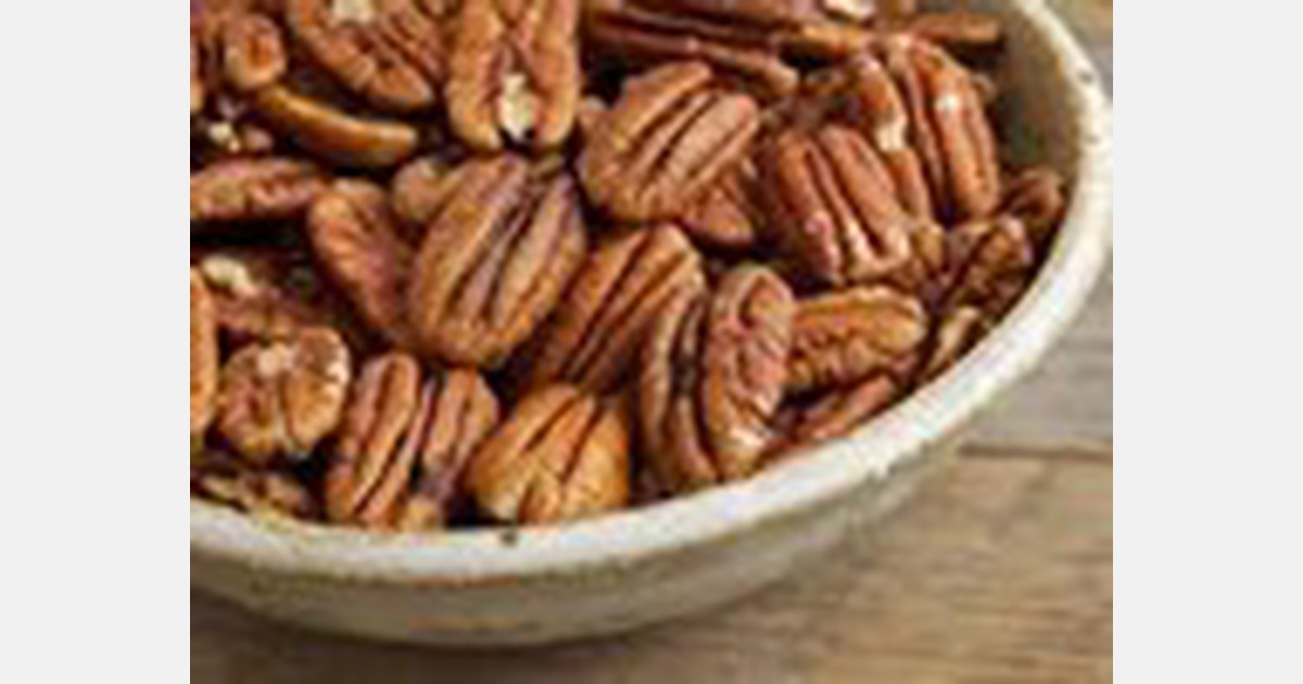 Pecan prices slide in Europe as supply is abundant and demand is soft