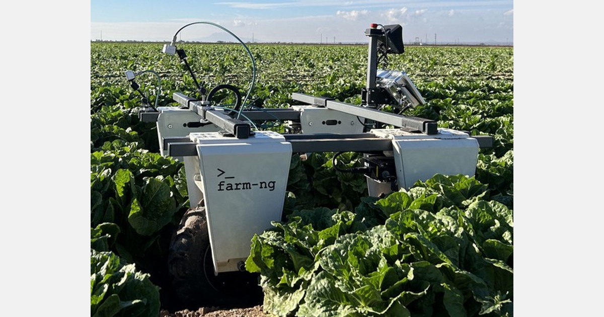 Robot Amiga assists farms of all sizes