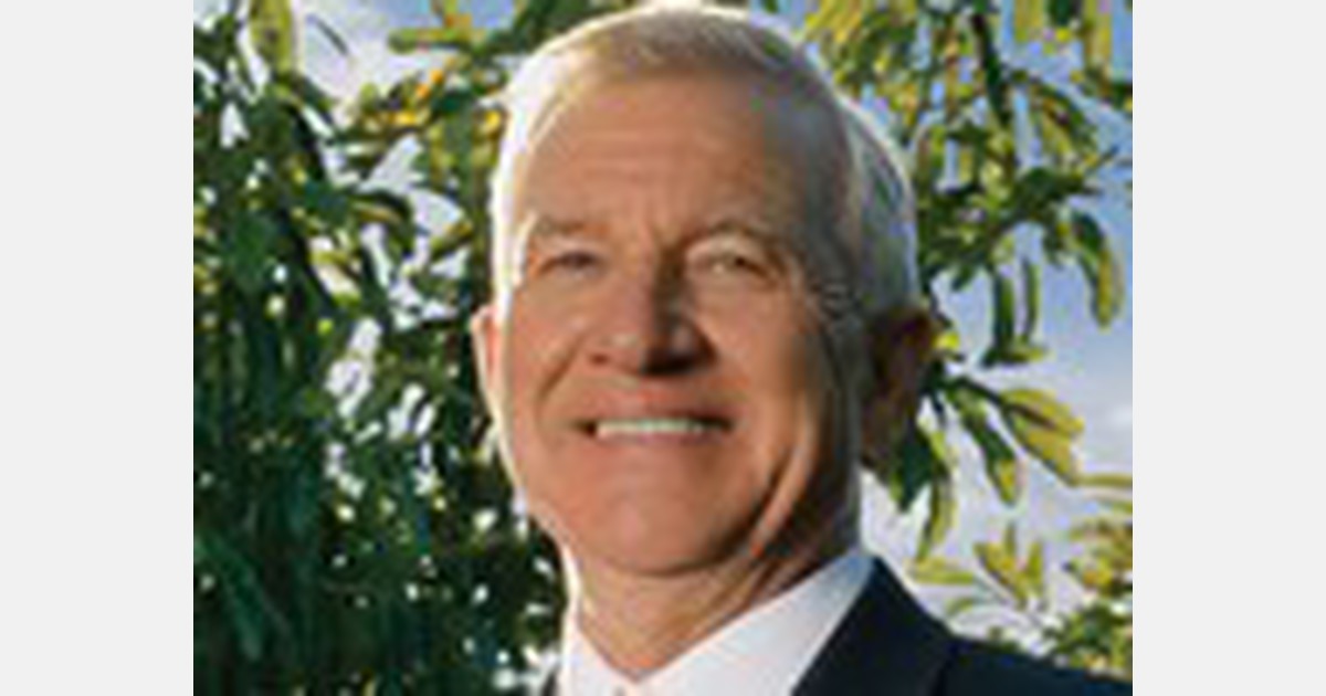 Lee E. Cole returns to Calavo Growers as President and CEO