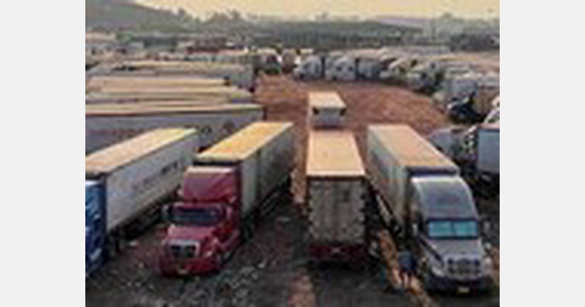 Vietnamese PM calls for measures to prevent congestion at border crossings