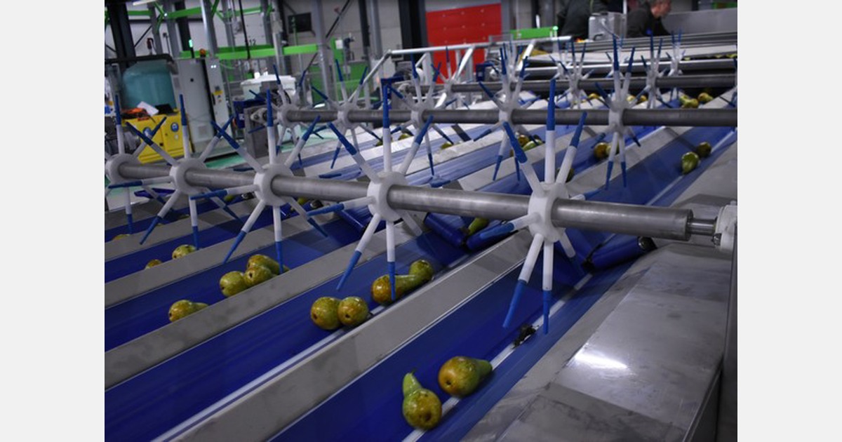 Worlds First Fully Automated Sorting Center Of Its Size