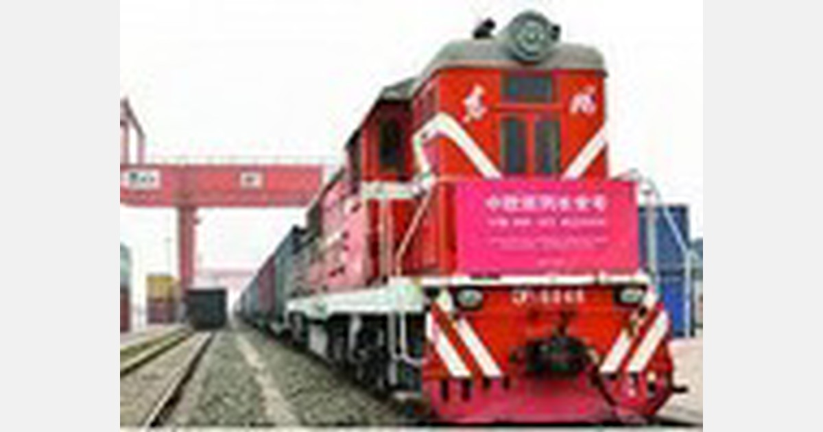 Chinese cross-border freight trains boost cargo transport to Europe ...