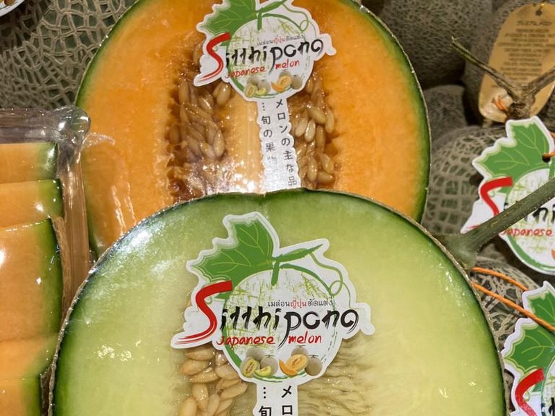 Sitthipong Japanese melons are a hit in Bangkok