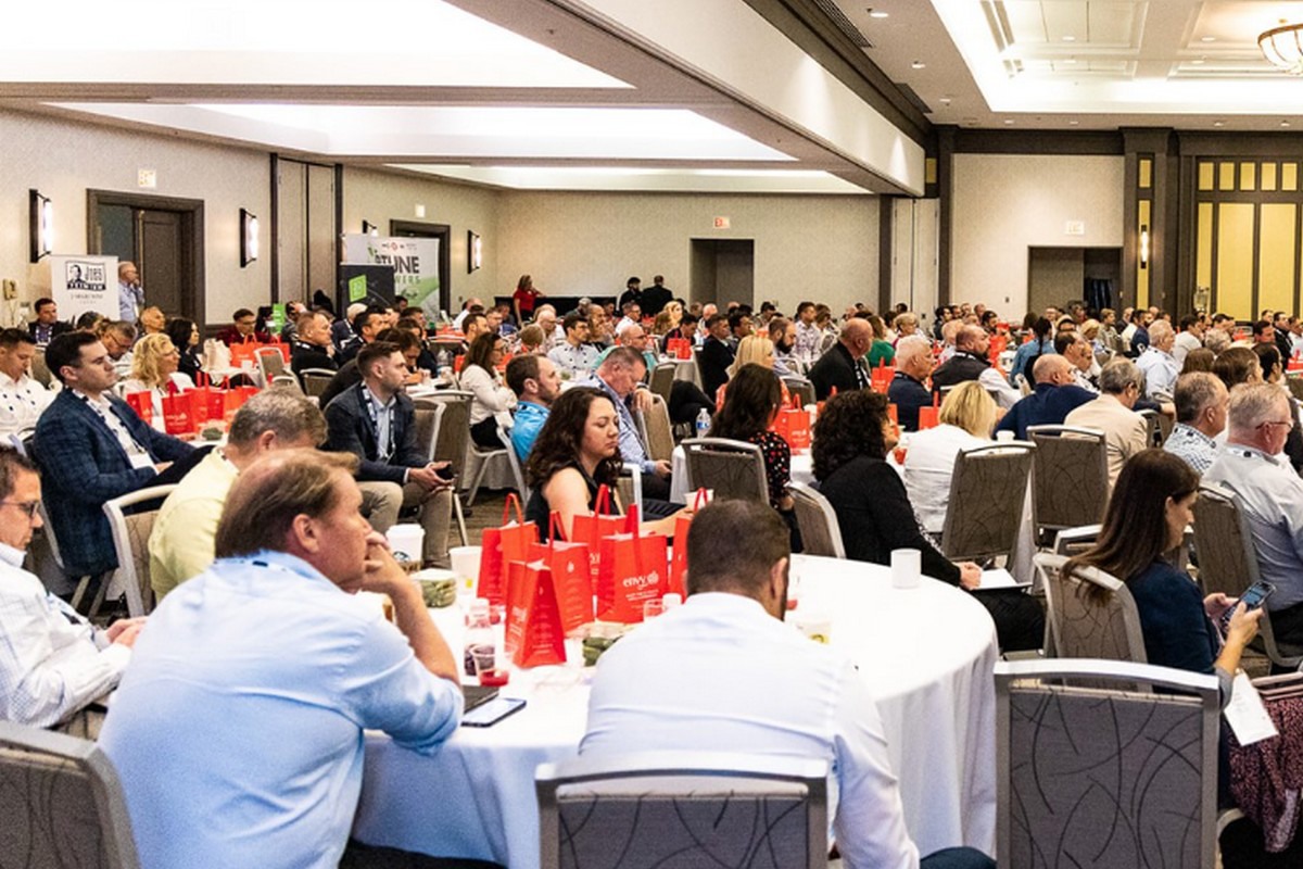 Buyers and suppliers connect in intimate setting at IFPA Retail Conference