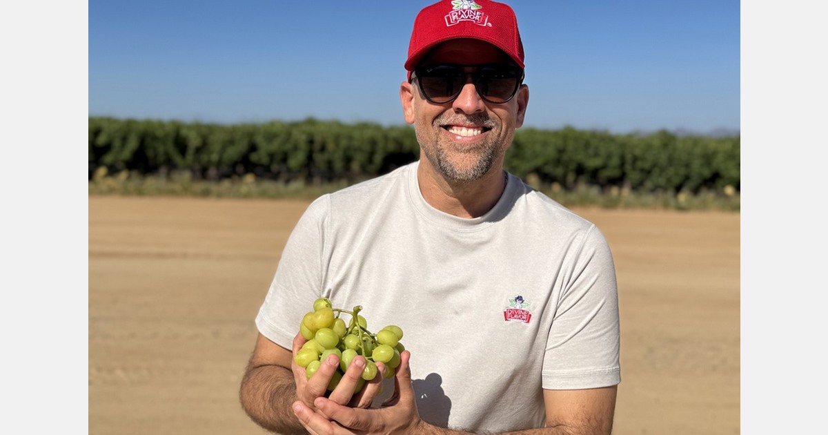 Table grape grower extends grape program into California