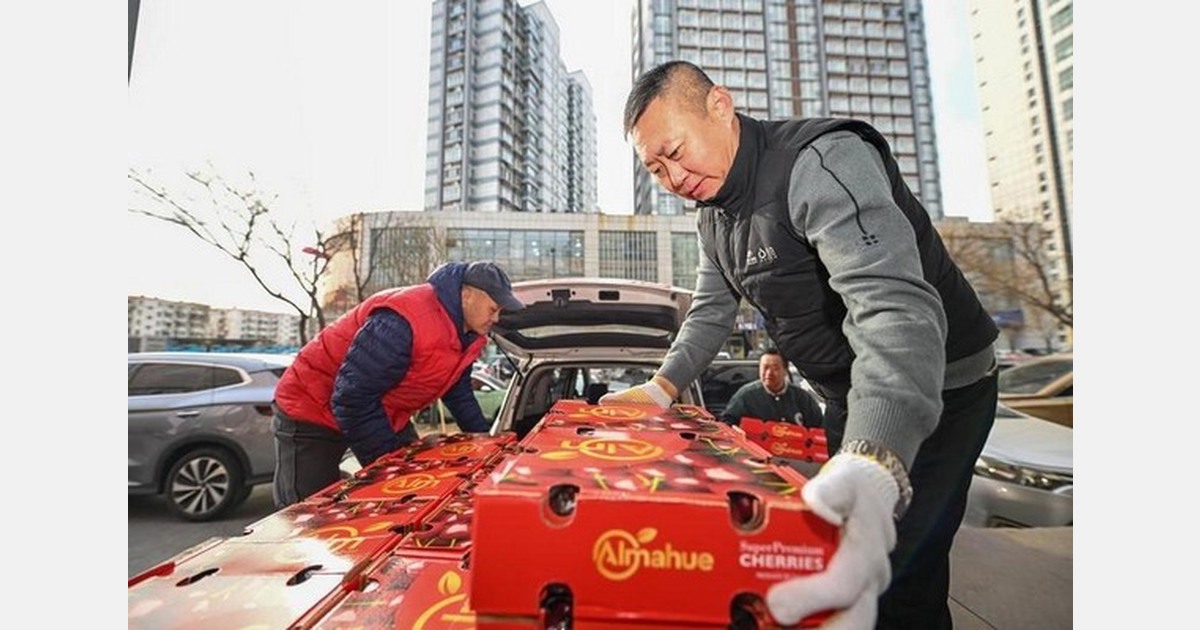 Imported cherry prices in China drop by up to 50% amid surplus supply ...