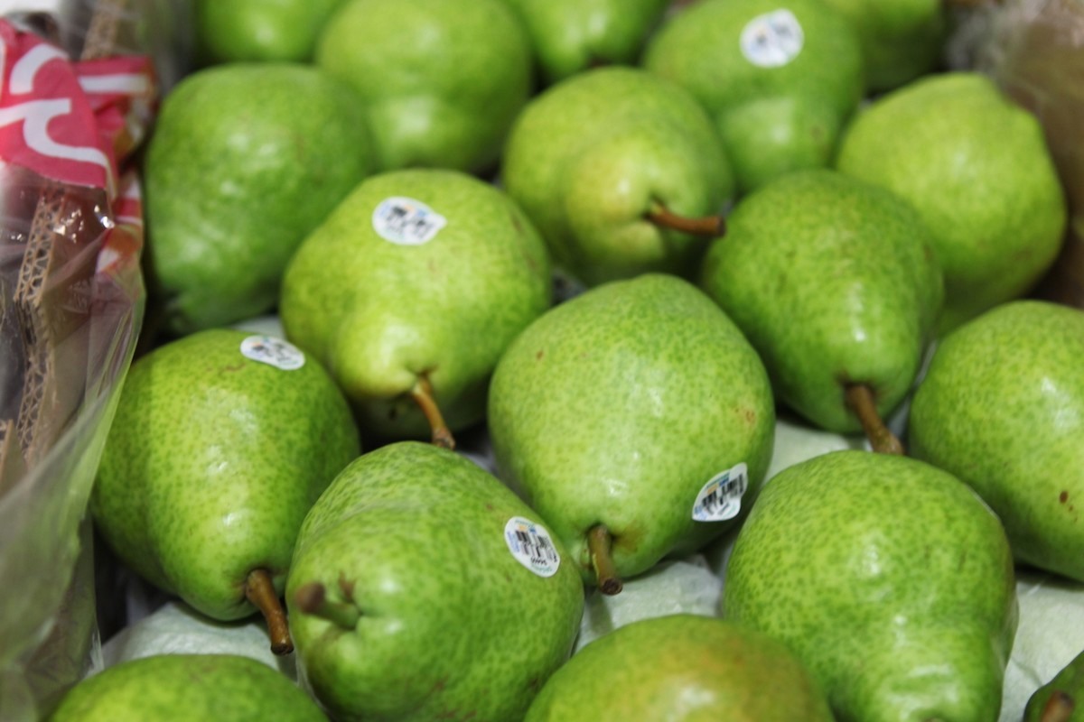 Demand for import organic pears expected to be strong