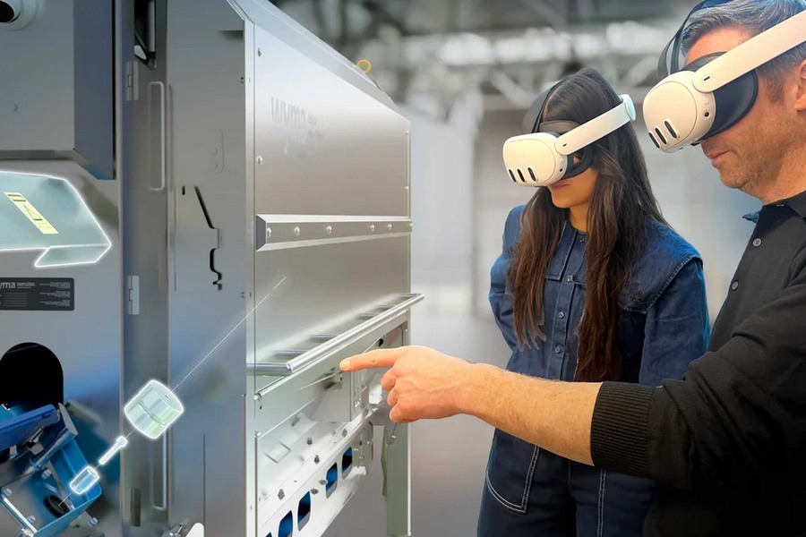 Mixed reality demonstration to highlight post-harvest processing layouts
