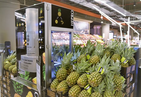 "We want to market the 'pina to go' for the first time in Germany"