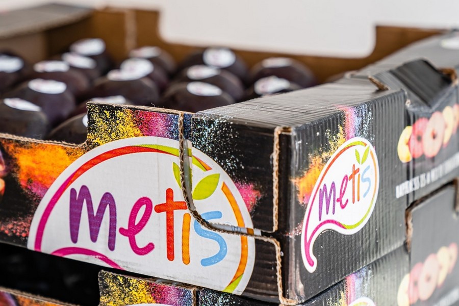 Metis is present in more than 60 retailers all over Europe