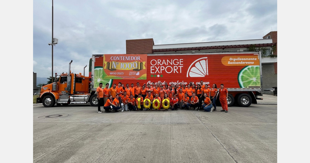 Orange Export ships its 1,000th container of organic lemons from Colombia