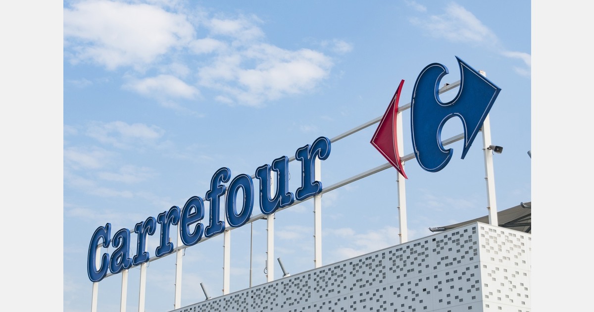Carrefour sells its 1,188 stores to Italian group NewPrinces