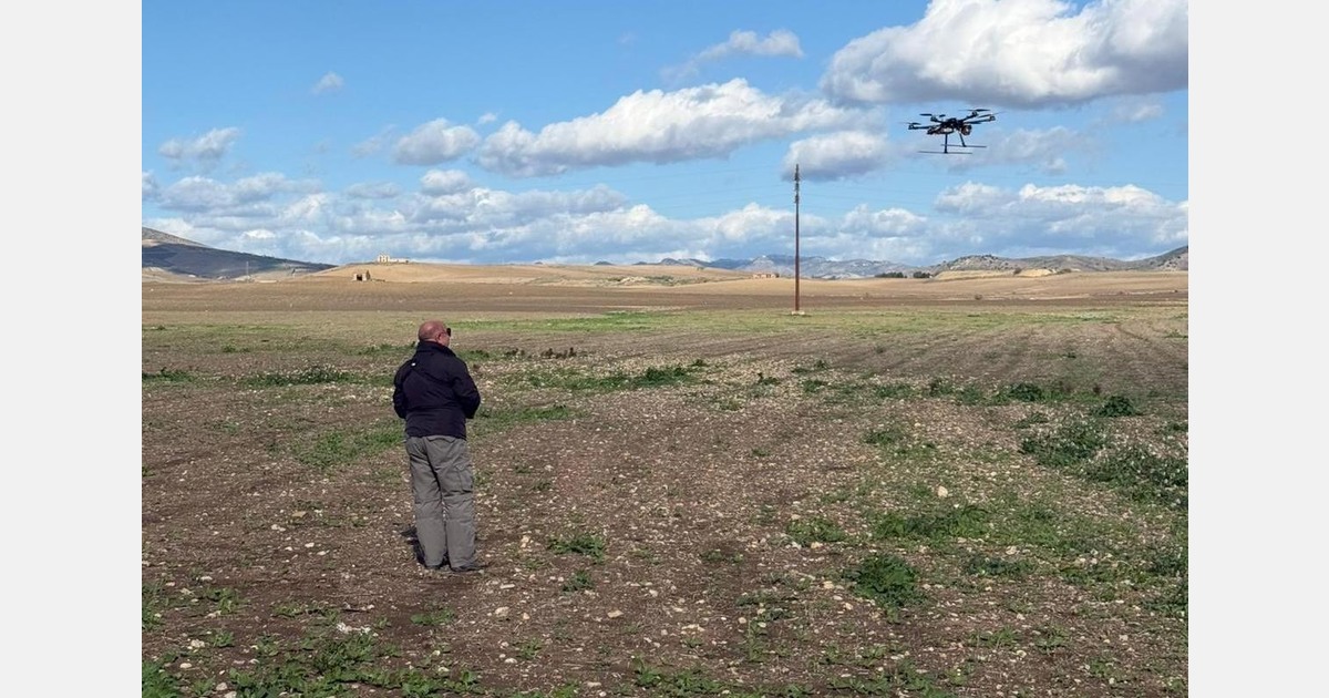 Underground water: 30 to 240 metre depth scanning