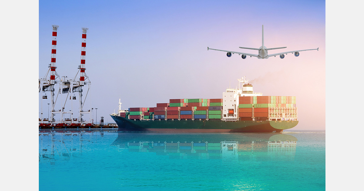 Drewry’s World Container Index decreased 7% to $3,691 per 40ft container