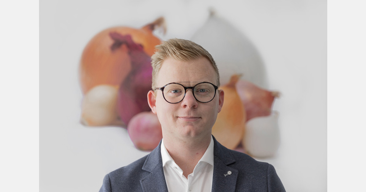 "Falling sea freight costs are encouraging"